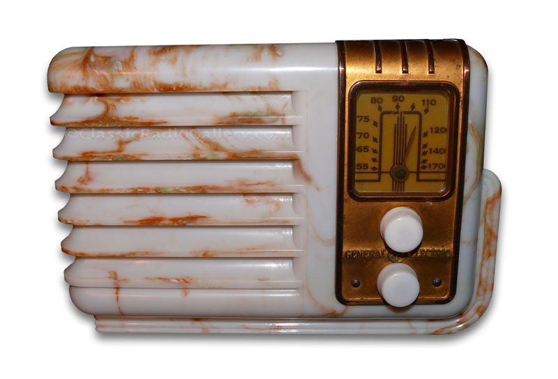 General Electric GE GD-520 beetle radio