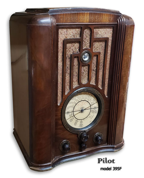 Pilot Radio model 395